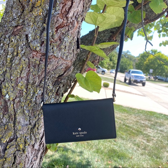 kate spade | Bags | Kate Spade Crossbody Phone Wallet Bag | Poshmark